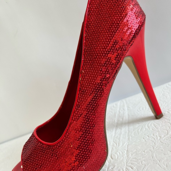 Ellie | Shoes | New Ellie Brand Red Sequin Pumps Size 9 Open Toe Peep ...